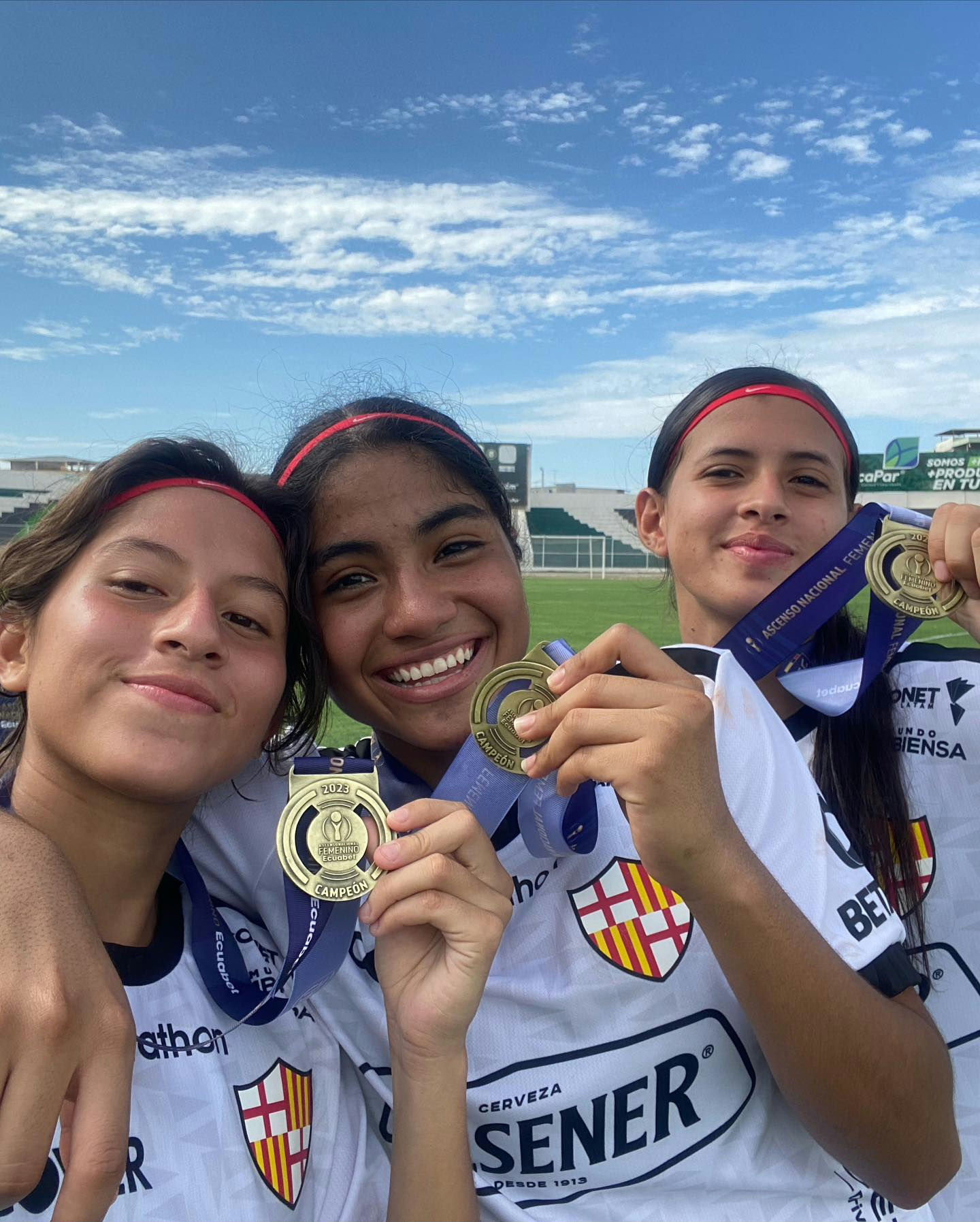 Karla Holguín destacada y Campeona - Barcelona Sporting Club